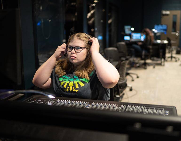 Backstage Pass - From costumes to lighting, students learn craft of ...